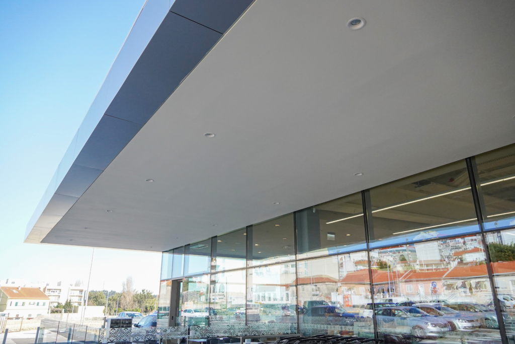 Continente Vialonga - revestsolutions